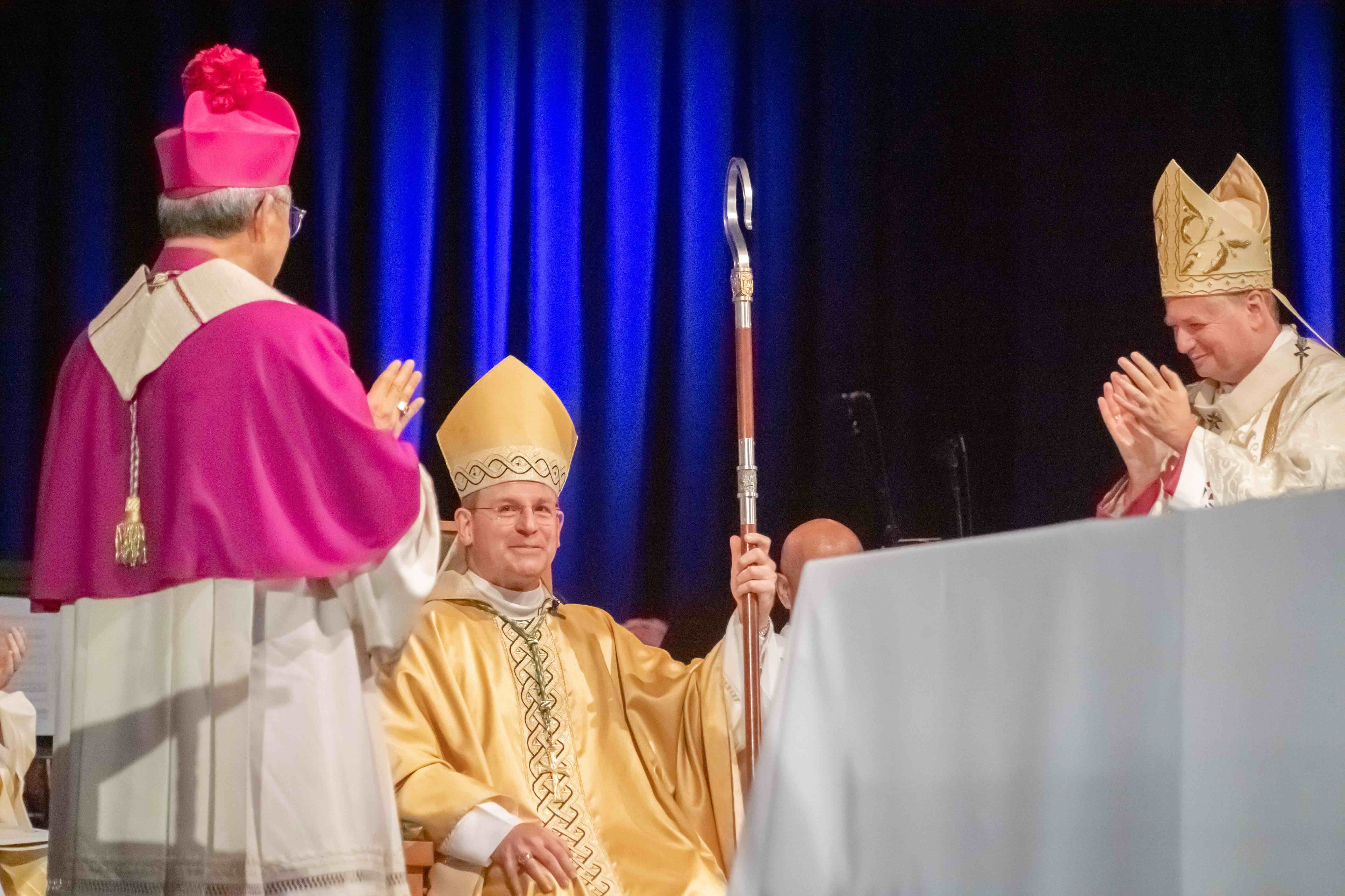 Bishop Anthony Randazzo welcomed to Broken Bay in a beautiful Mass ...