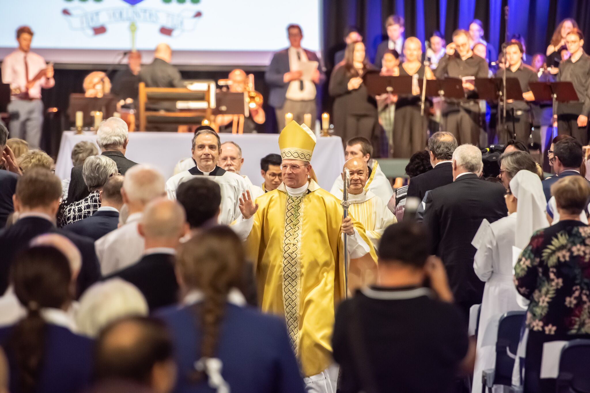 Bishop Anthony Randazzo welcomed to Broken Bay in a beautiful Mass ...